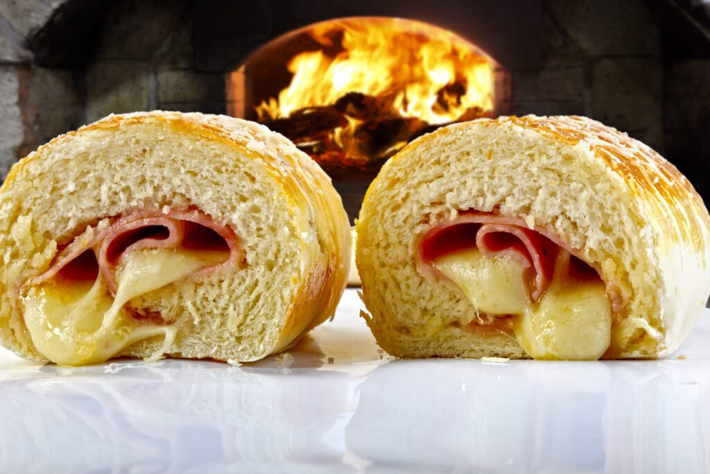 Delicioso Pan Relleno De Jamón Y Queso: Receta Fácil Y Rápida