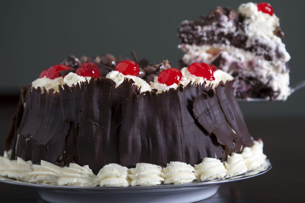 Torta Selva Negra: Receta Fácil Y Económica Para Disfrutar En Casa